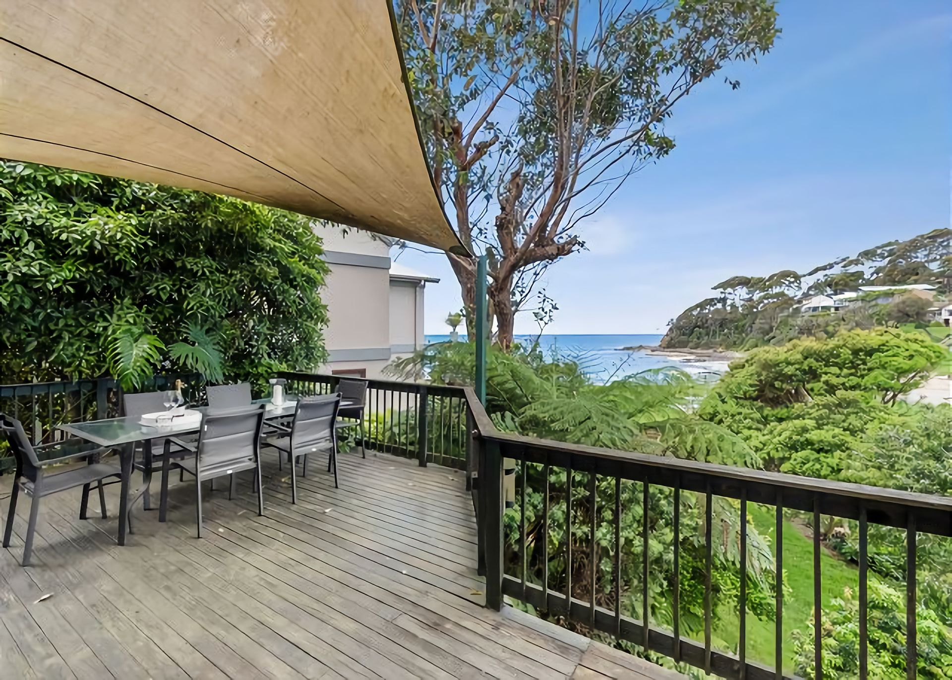 Beachfront at Malua - Batemans Bay Accommodation